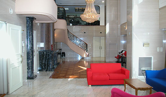 No.136 Hanazono Room「例のプール」 – ピースタジオ CM・ドラマ・映画・グラビア・ロケの撮影スタジオ